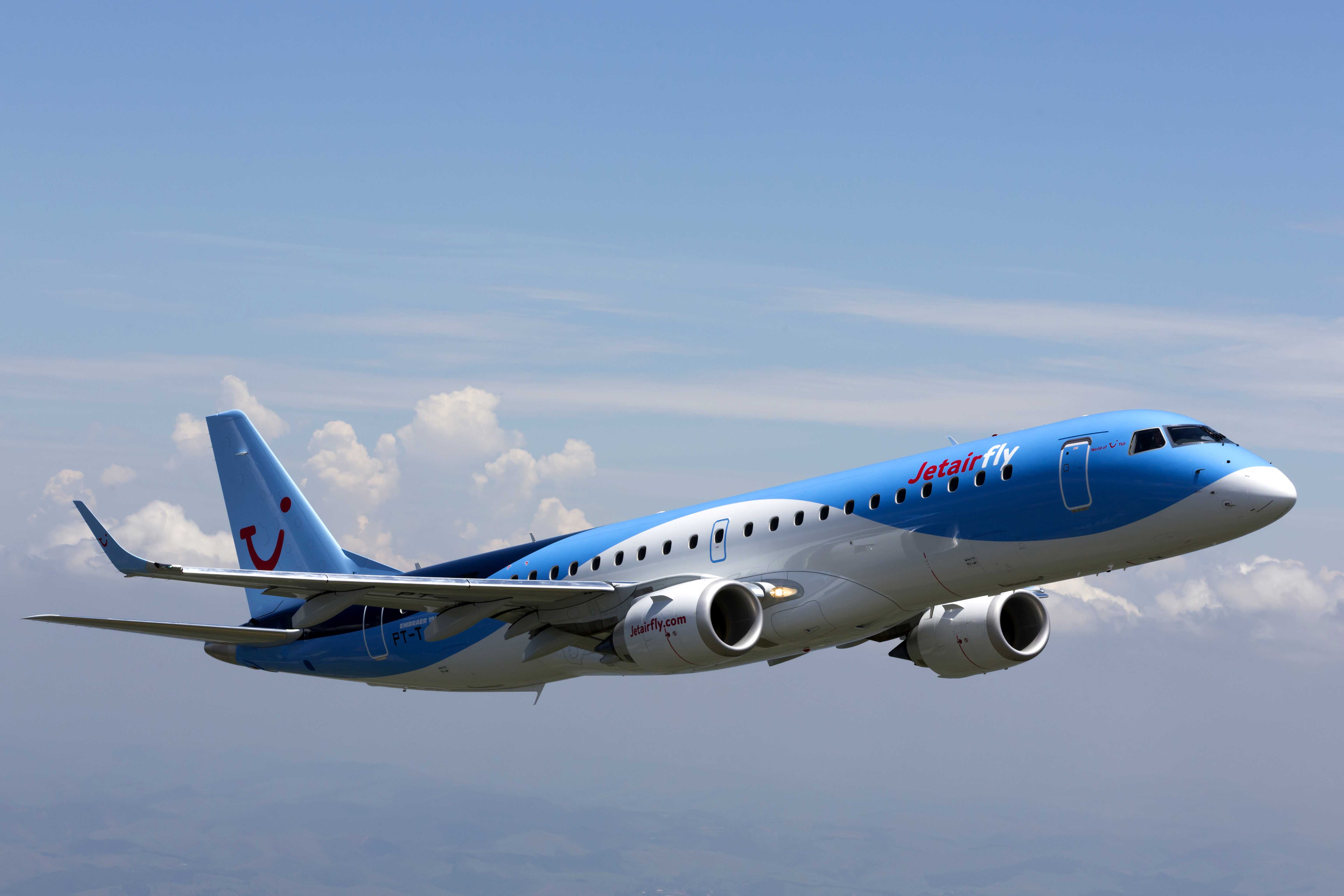Eerste Embraer E190 voor Jetairfly • Piloot & Vliegtuig