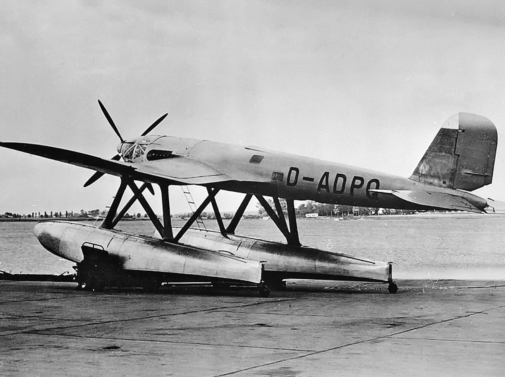 2020-PV01-P53-Heinkel He 119 • Piloot & Vliegtuig