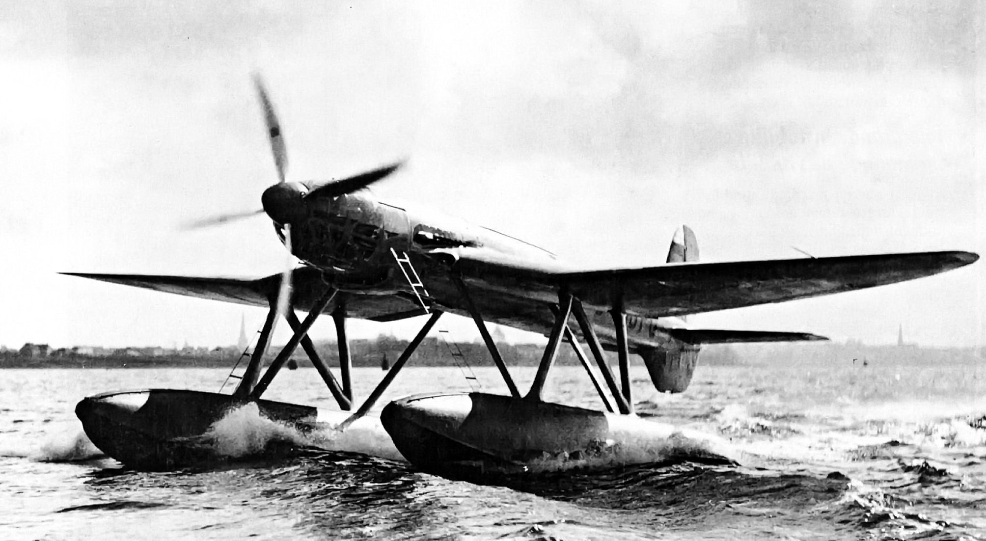 2020-PV01-P53-Heinkel He 119 • Piloot & Vliegtuig